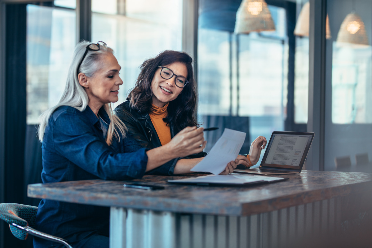 Employee Performance Assessment Software: Transform Your Field ...